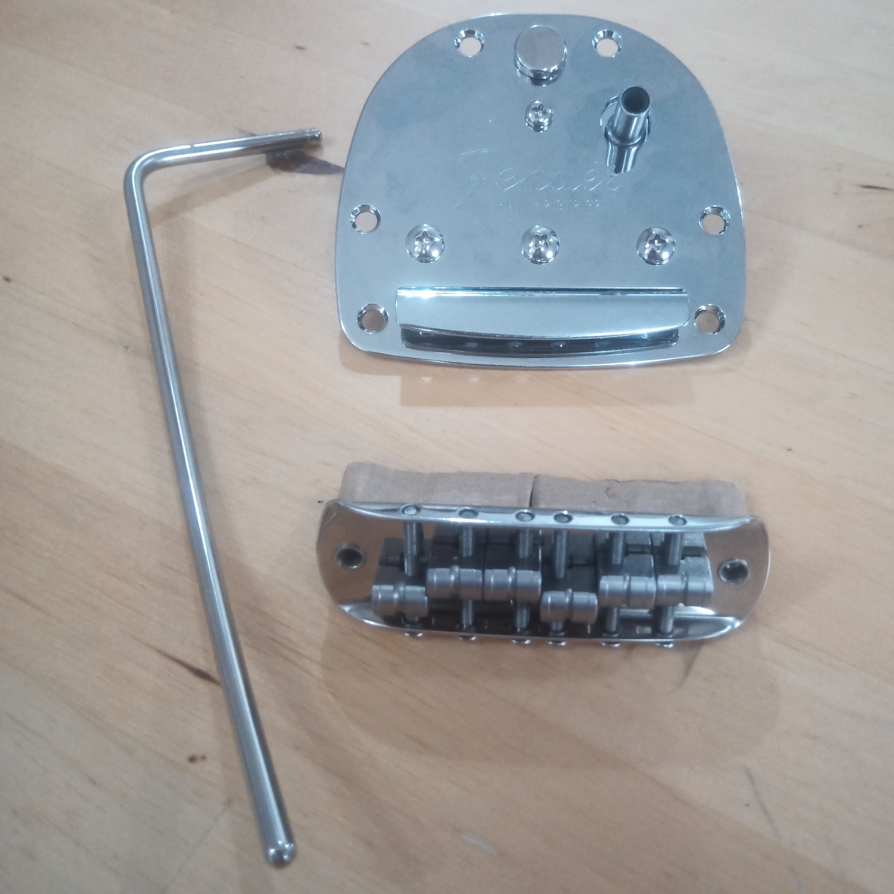 Anyone have a Bass VI Mute handy? - OffsetGuitars.com